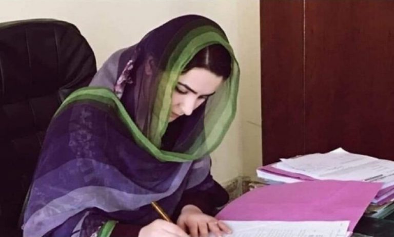 Pakistani woman bureaucrat transferred four times in 36 days ...